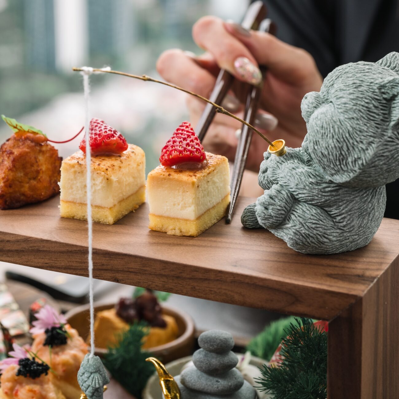 High Tea – 1-ATICO | FLNT